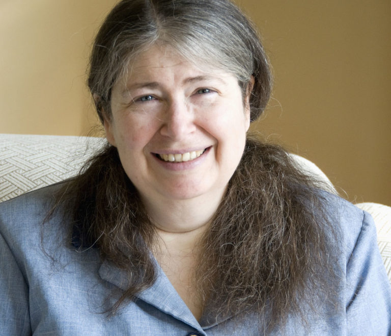 Radia Perlman, la “Mare d’Internet” - Dones: indústria, ciència i ...